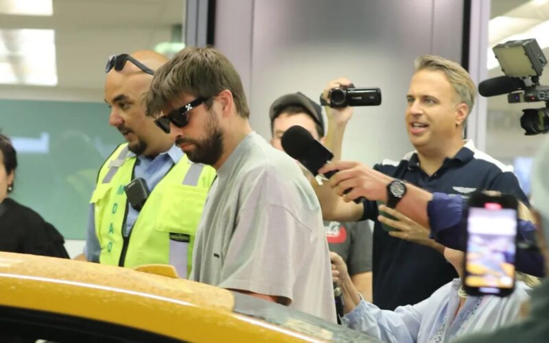 Piqué llega a Miami para visitar a los hijos que tuvo con Shakira ...